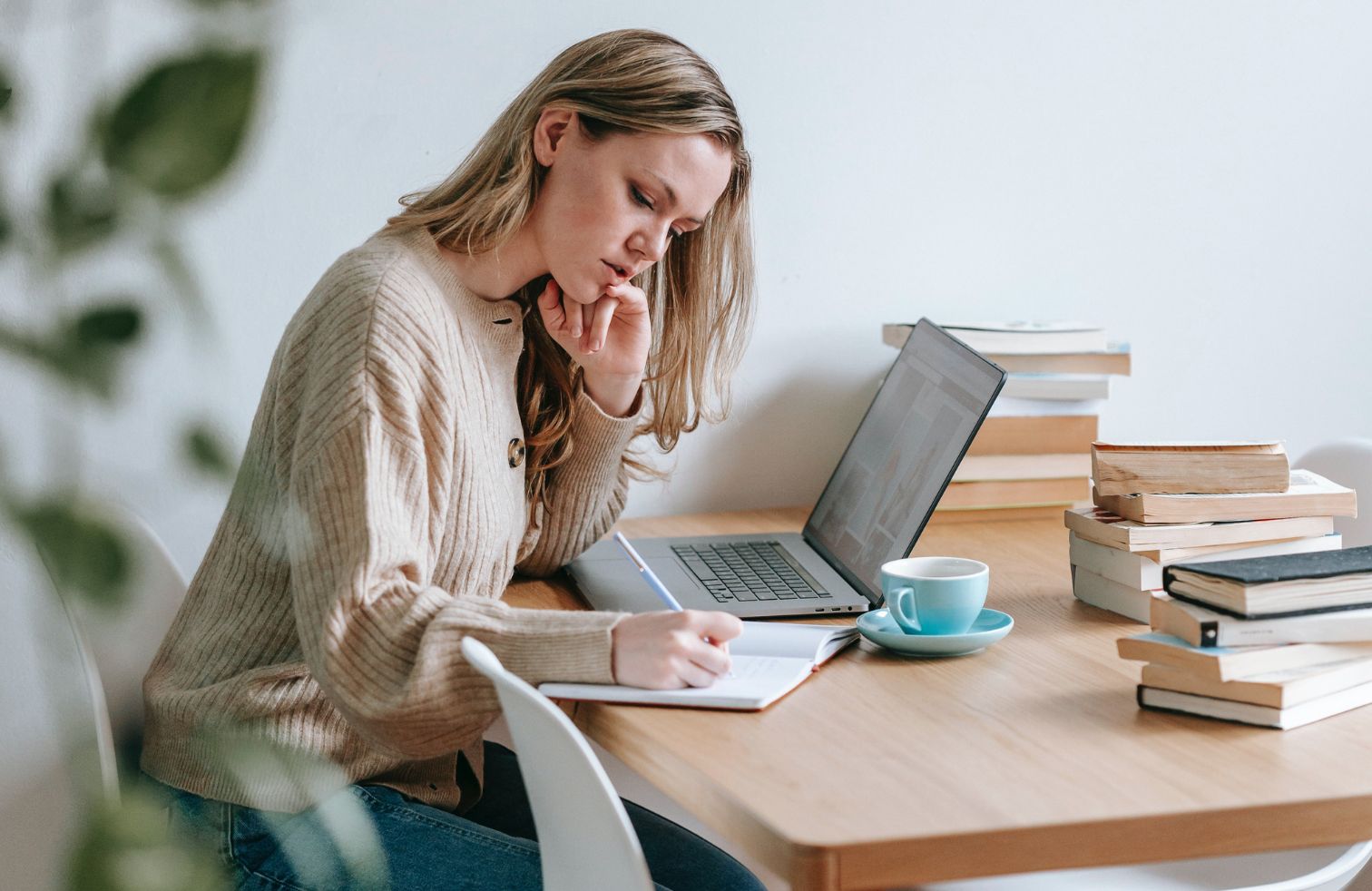 Bien construire un pied de page de son site web | Marie Rouquette